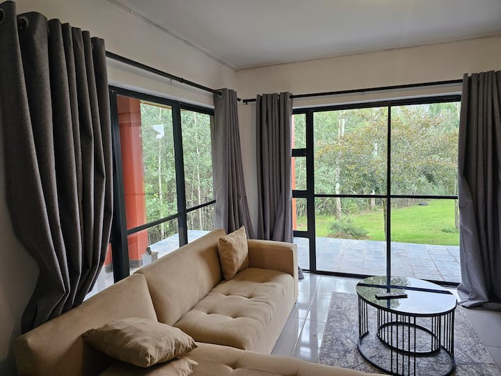 Chic 2br Golf Estate Retreat Apartment - Muldersdrift