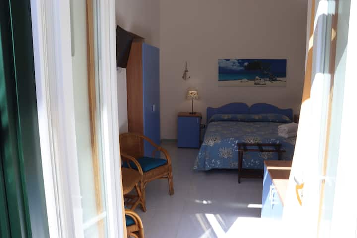 "Zenit" Ampia Matrimoniale - B&b Villa Ersilia - Ponza