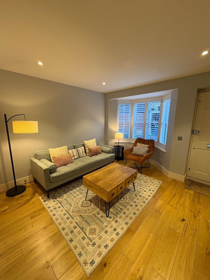 Stylish House | City Walls | Free Parking - Canterbury