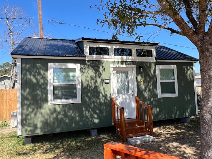 Brand New Cozy Cabin G - Houston, TX
