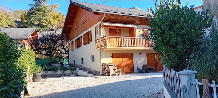 Le Chalet Savoyard - La Féclaz