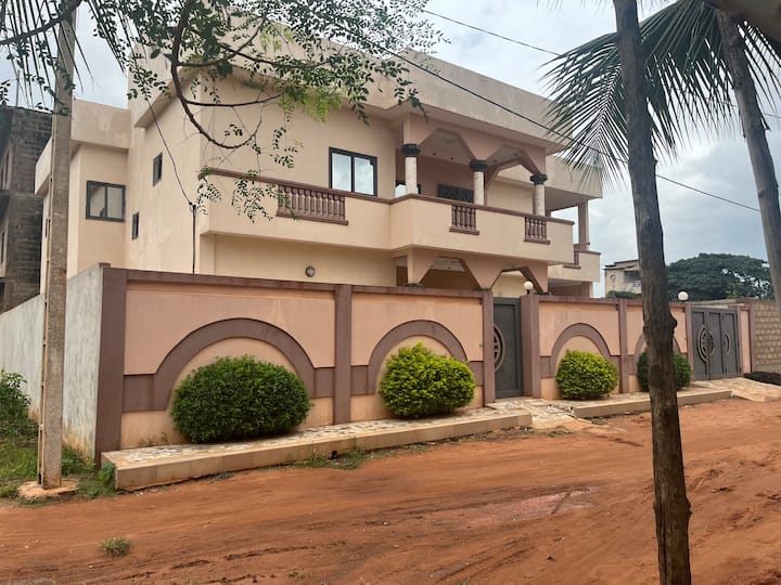 Villa Père Hospice - 3 Chambres +Salon … +Terrasse - Benin