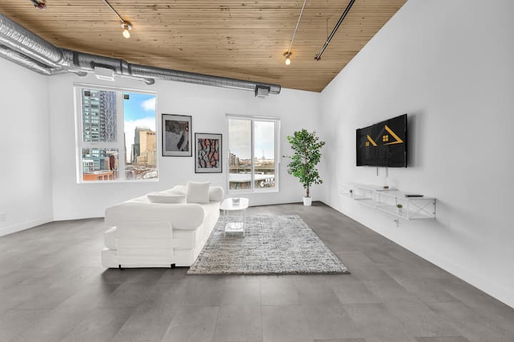 Upscale Sauna Retreat | Walk To Stampede | Dt - Calgary