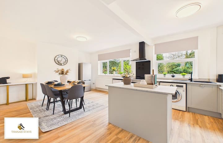 Spacious 3br House | Parking | Sleeps 6 - Leicester