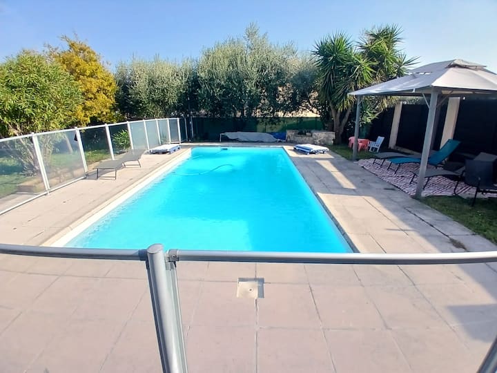 Superbe Villa à Grasse Avec Piscine - Grasse