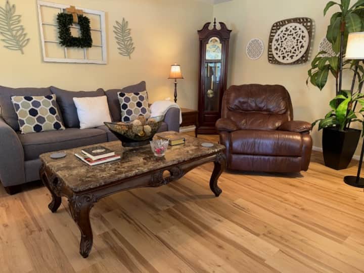 Three Bed Get Away 3/1bath-15 Mins From Ft Benning - Columbus, GA