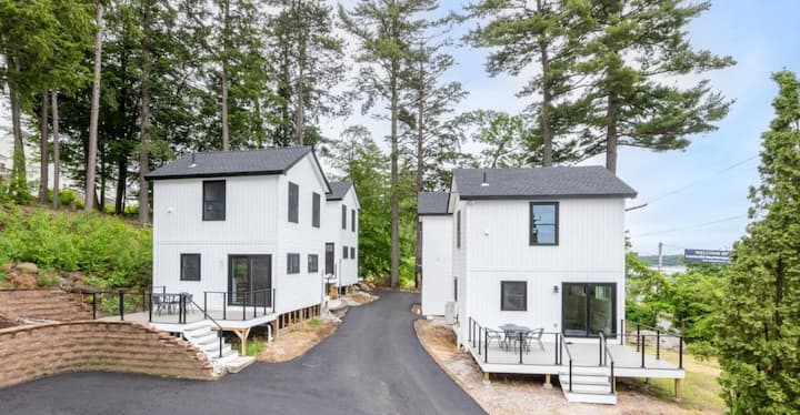 The Cottages @ Bully's Bay Waterfront + Dock Slip - Gilford, NH