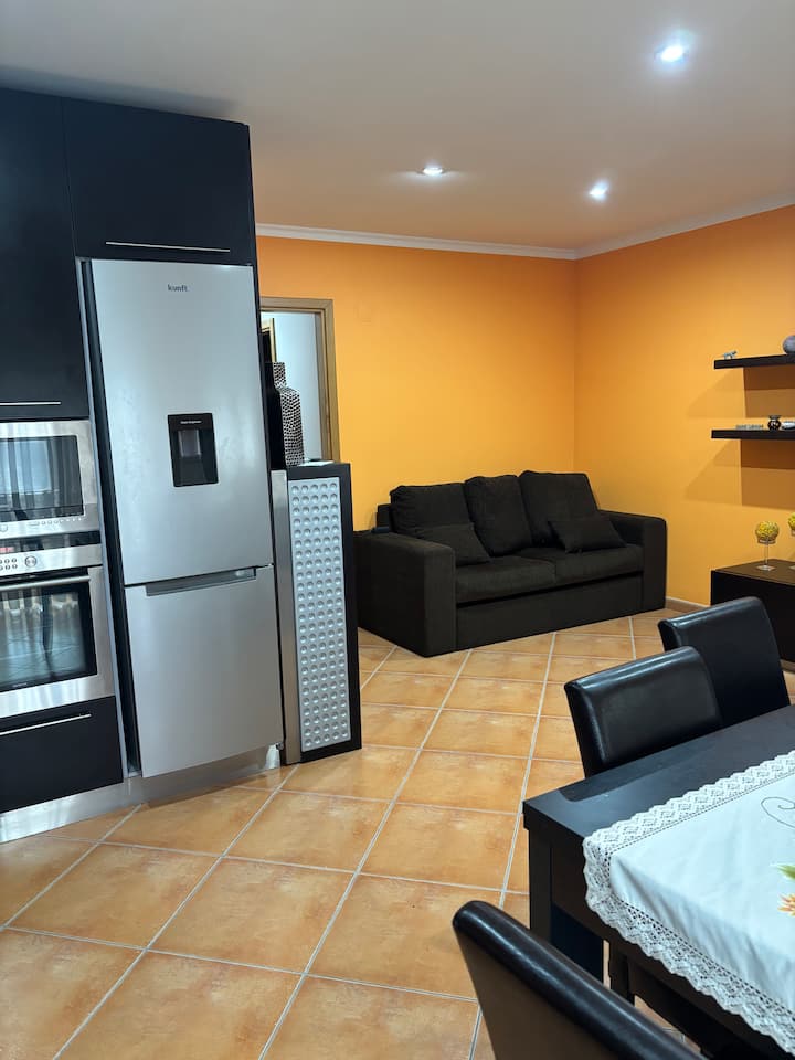 Apartamento T2 Próximo Da Praia De Espinho - Espinho