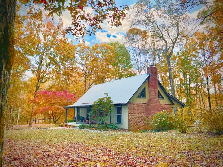 Warm & Welcoming Tennessee Getaway - Fairview, TN