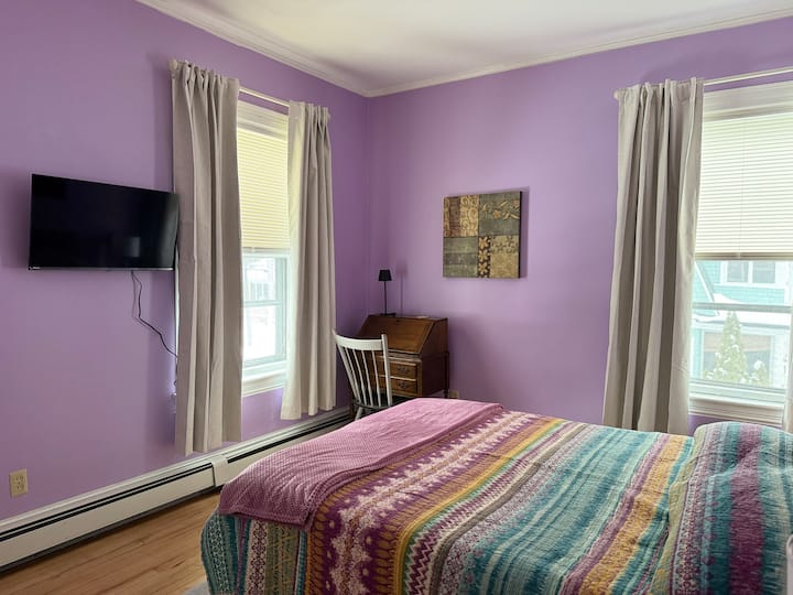 North End Comfort - Bedroom 1 - Manchester, NH