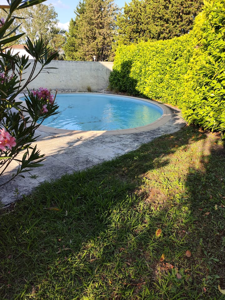 Maison Charme & Calme 5 Min Du Centre Piscine - L'Isle-sur-la-Sorgue