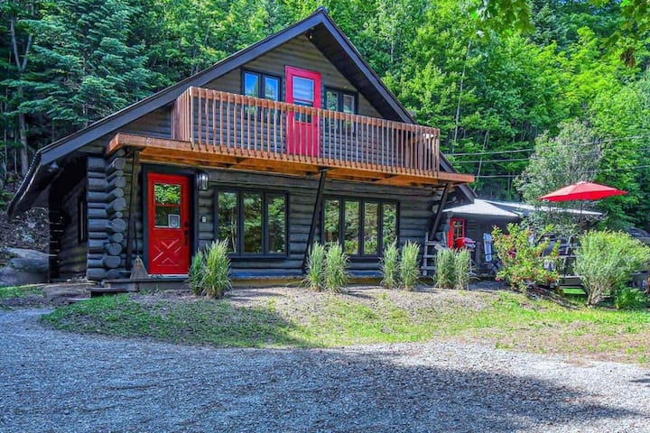 L’écorce | Cottage Rustique & Spa · Tremblant - Laurentides