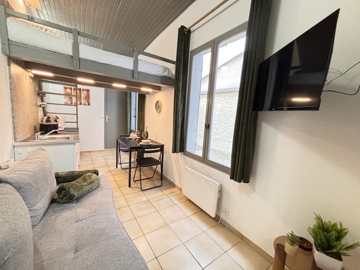 Verdun Petit Studio En Fond De Cour Calme Et Cosy - Reims