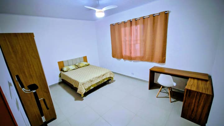 Casa Completa 4 Comodos Próximo A Ufabc E Metrô - Santo André