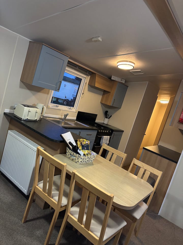 Moonstone Coastal Caravan - Deal