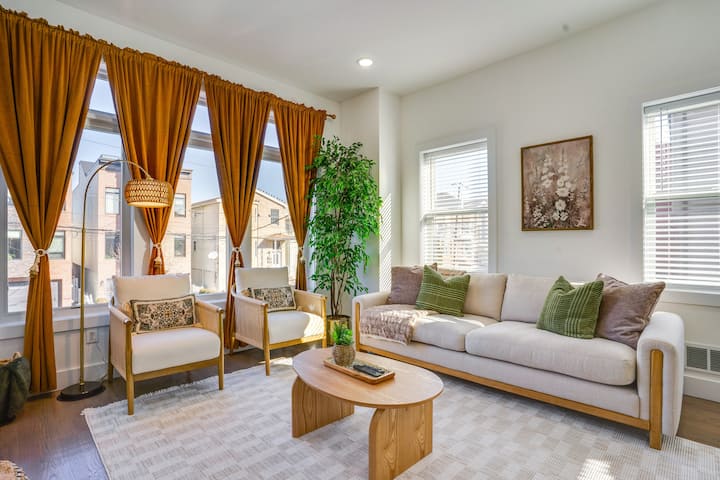 Luxury Jersey City Stay | Parking + Nyc + Metlife - Hoboken, NJ