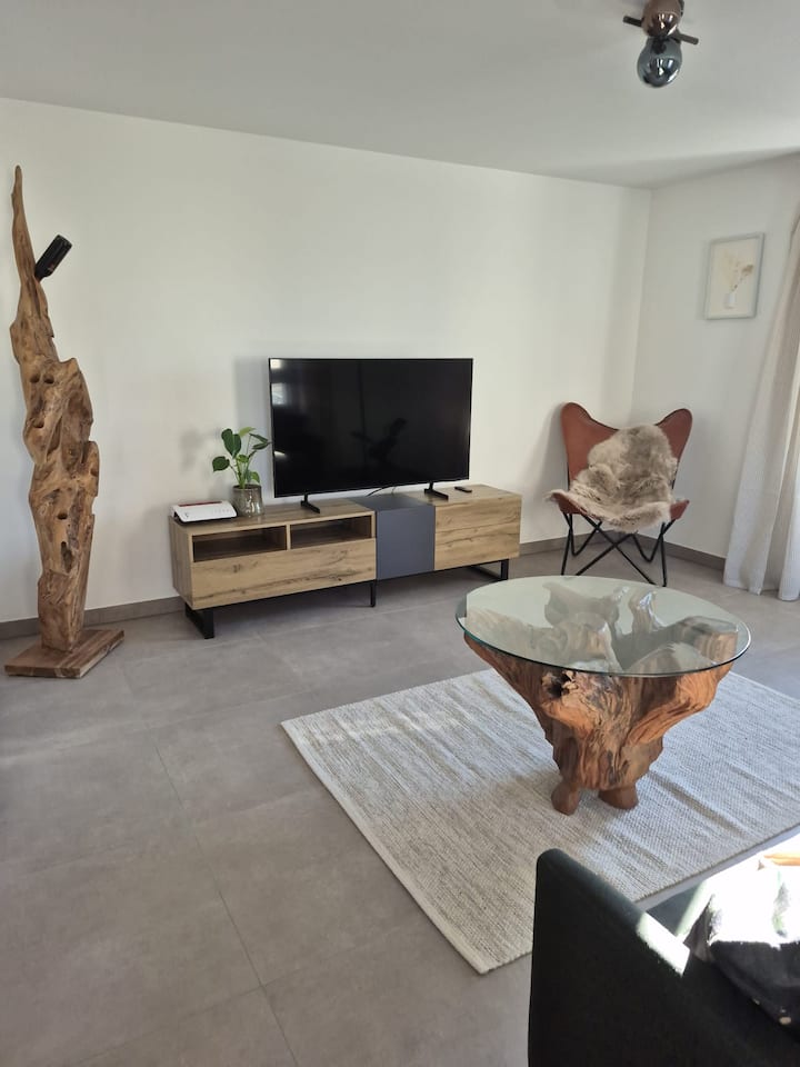 Modernes Wohnen In Kleinsachsenheim 
2-zimmer Whg - Sachsenheim