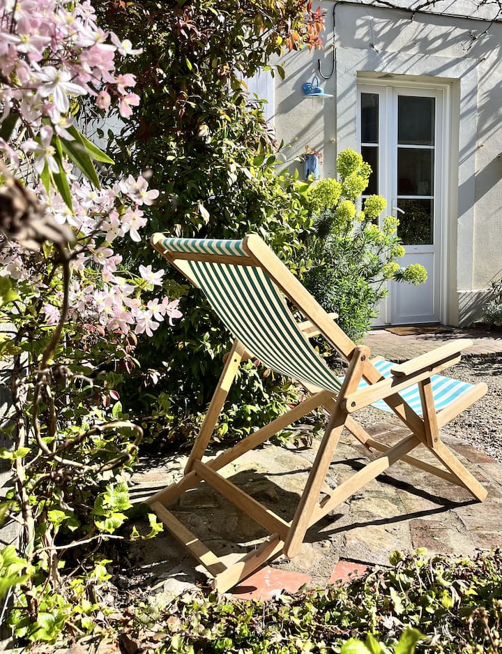 Charme Et Extérieur Privatif, Centre De Bernay. - Bernay