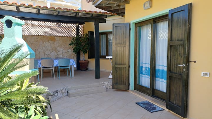 Casa Iride - Un Soffio Dal Mare - Domus De Maria