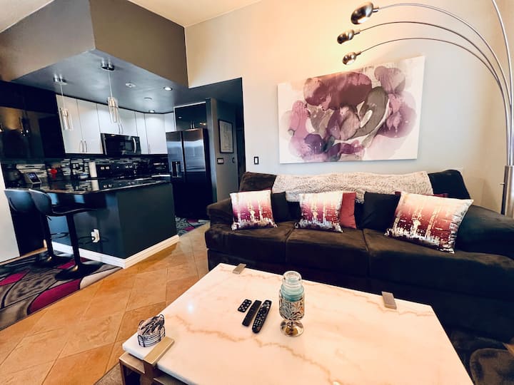 Newcastle Condo Lake Wa/ Seattle / Bellevue / Fifa - Bellevue, WA