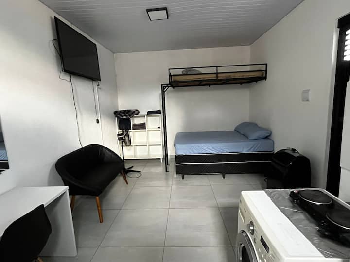 Alojamento (Kitnet) Próximo A Unesp - Botucatu