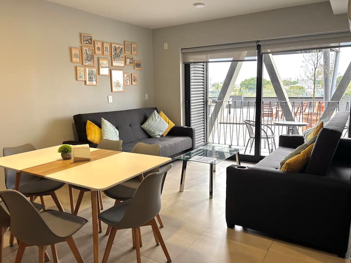 213/ Céntrico / Alberca / Cerca Tren / 2 Recámaras - Guadalajara