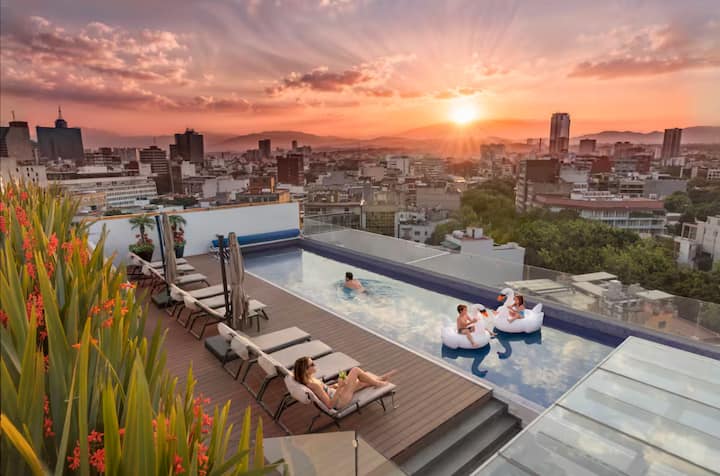 Modern 2br Condo In Condesa / Sky Pool & Gym - Mexico