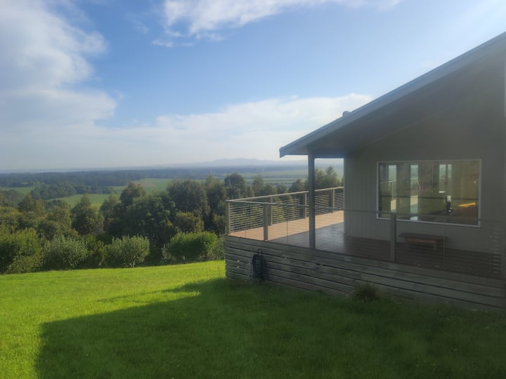 Entire House In Toora - On Top Of The World - Toora