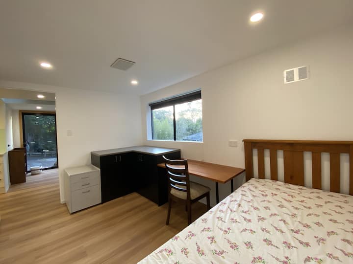 Woodland Retreat - Bayswater