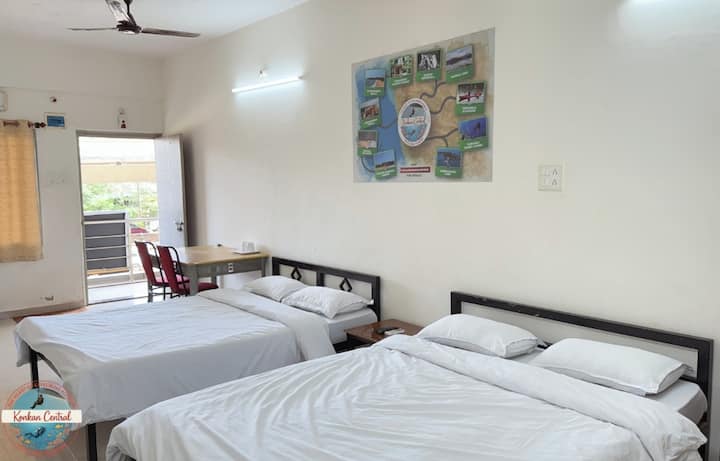 Spacious Ac Room | 2 Queen Beds | Kankavli Highway - Kankavli