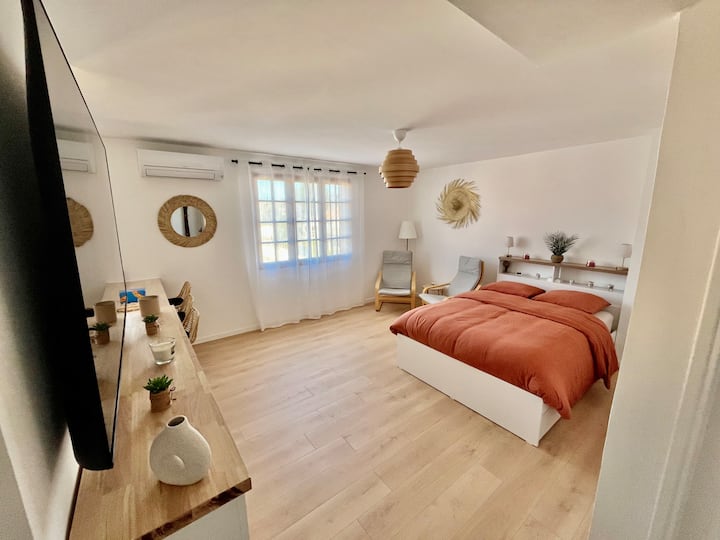 Studio Au Port De Carqueiranne Avec Piscine - Carqueiranne