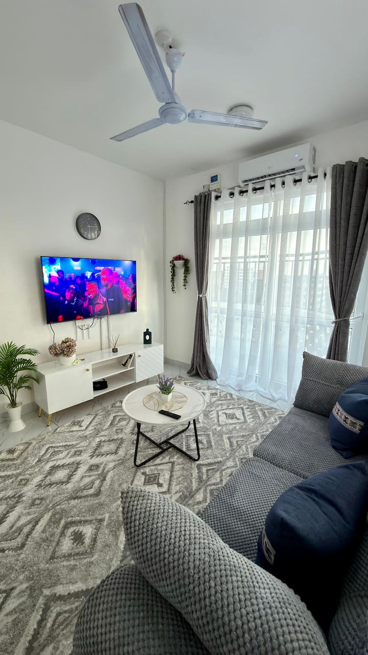 The Ludas, Bamburi. -Cozy Coastal Stay-. - Mombasa