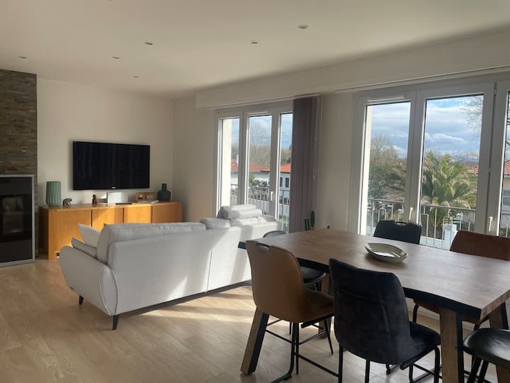 Villa Contemporaine Avec Terrasse Et Jardin - Anglet