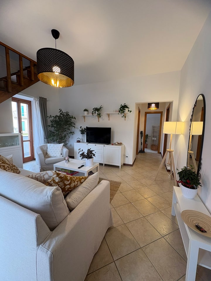 Delizioso Appartamento Al Primo Piano. - Sulmona