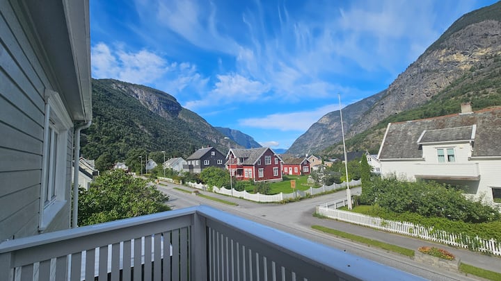 Loftsleilighet Nær Gamle Lærdalsøyri - Lærdal