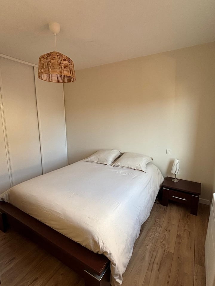 Chambre Cosy Avec Salle De Bain Privée à Vitré - Vitré