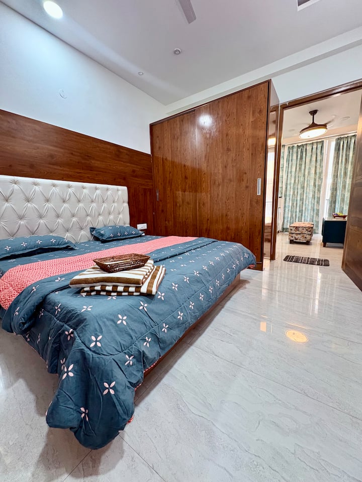 The Mehmaan House - Zirakpur