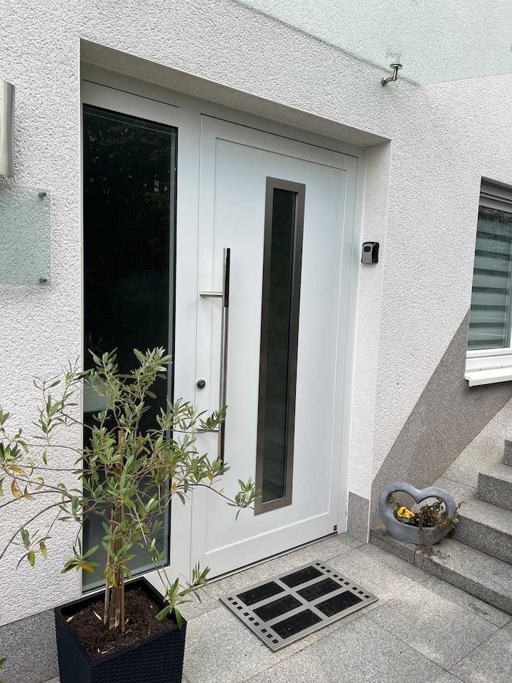 Geräumige Ferienwohnung Mit Kleinem Garten - Olpe