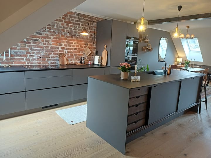 Stor Loftsleilighet På Møhlenpris - Bergen