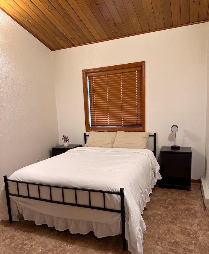 Magic City One Bedroom Apartment - Minot, ND