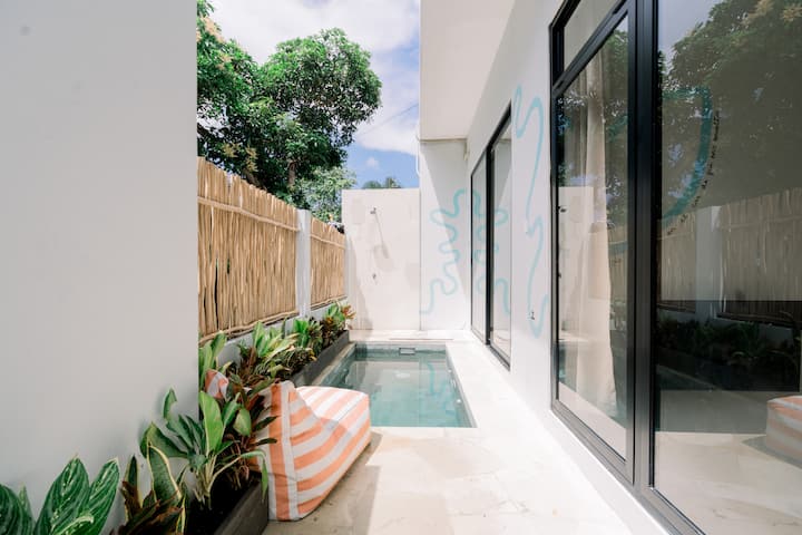 Modern 2br Villa W/ Plunge Pool & Outdoor Bath - Bali