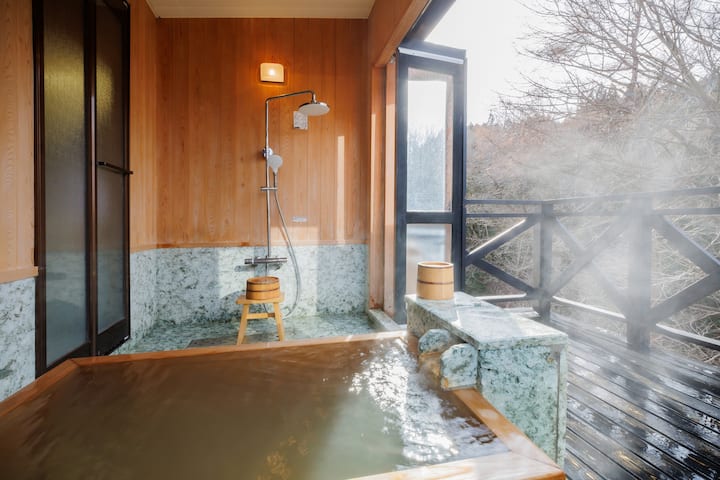 高台の露天風呂付き貸別荘『木蓮-Mokuren-』天然温泉- 蔵王山水苑 - ガイアリゾート - Miyagi