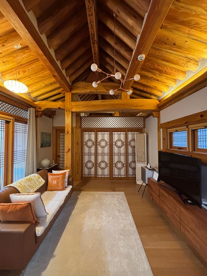 Man So Heon Hanok Kwanghwamun Gyeongbukgong - Seoul