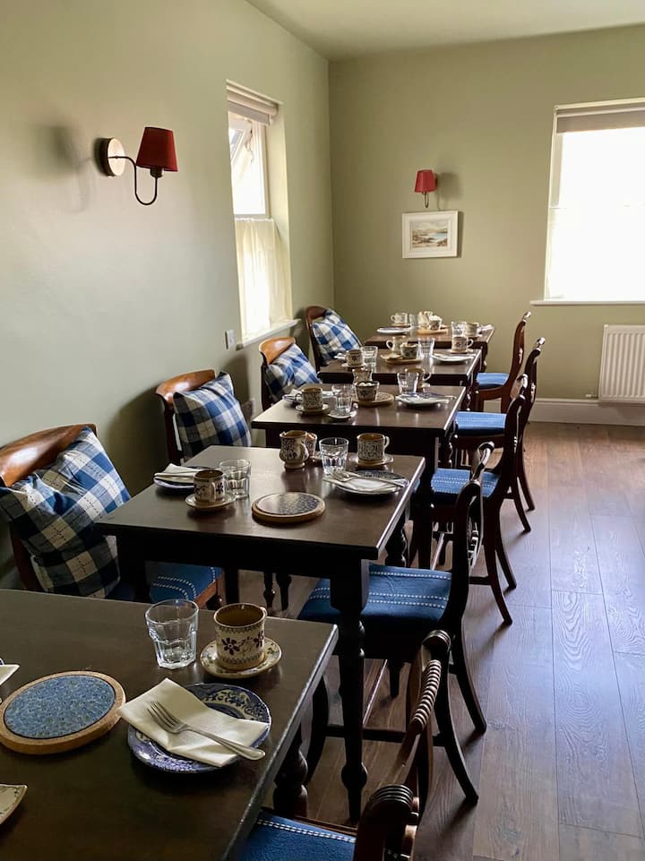 Bridge Street Townhouse - King Room - Kenmare