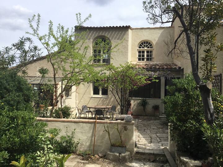 Charmante Maison - Fontvieille