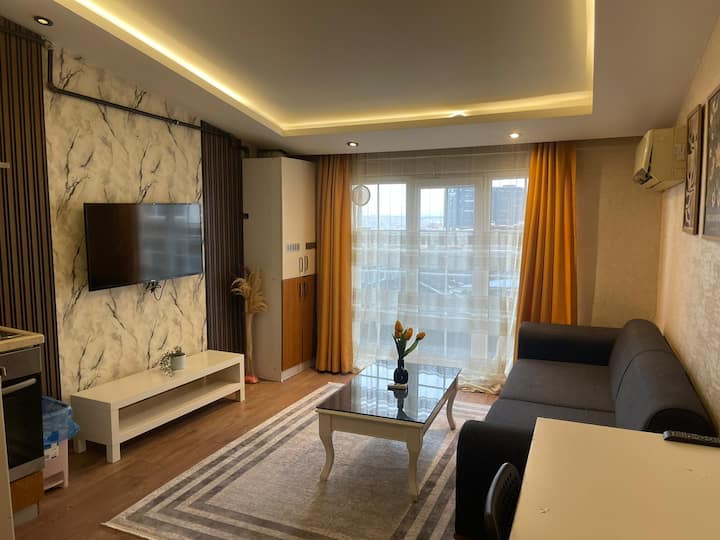 Kendi Evinizmis Gibi - Şişli