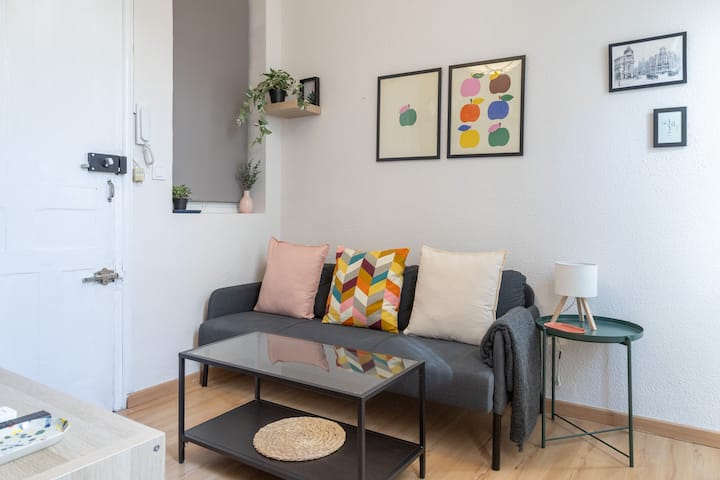 Unique Apartment For 2 In Lavapiés - Madrid