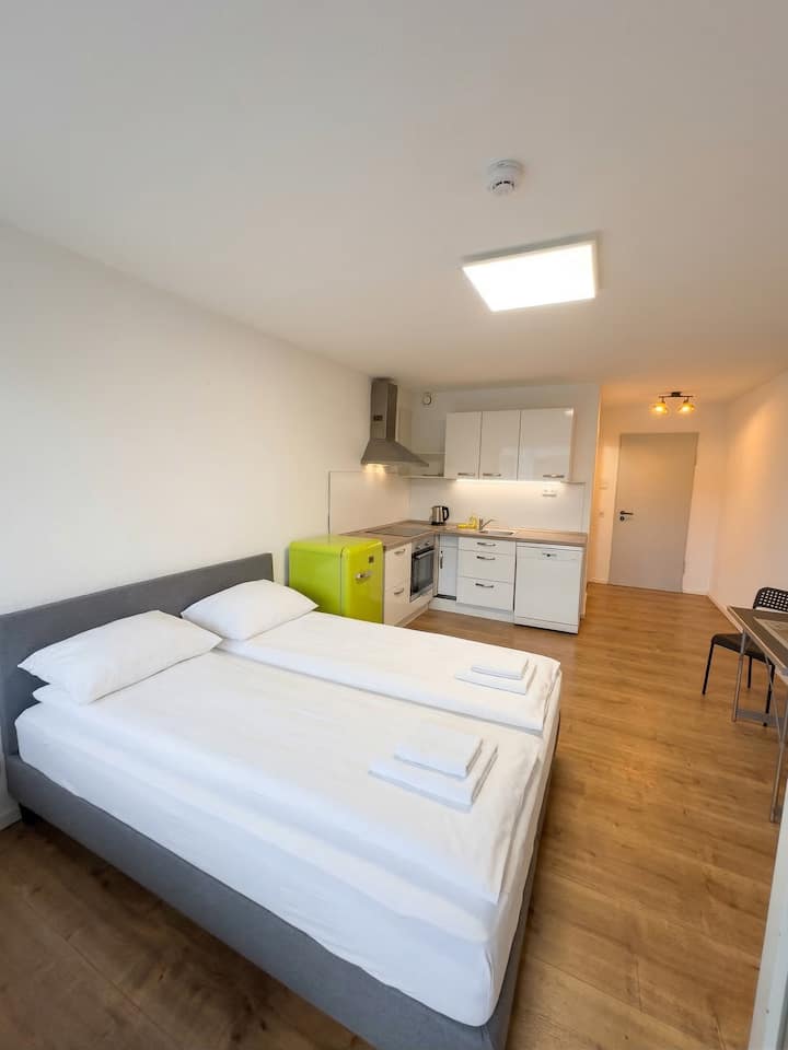 Im Herzen Kölns - Cafés, Parks & City. - Cologne