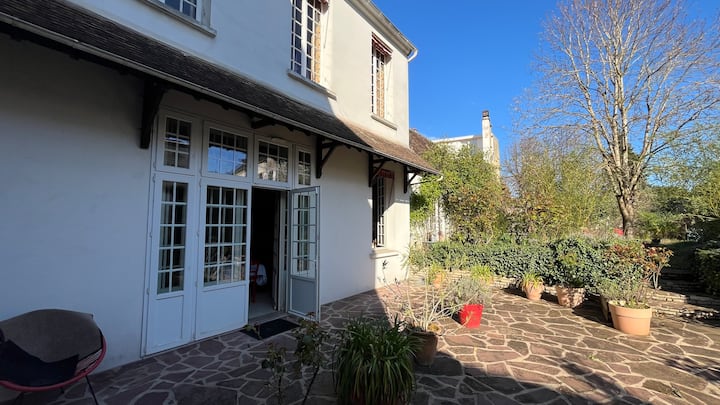 Le Chanoine - Centre Ville Sens - Cathédrale - Sens