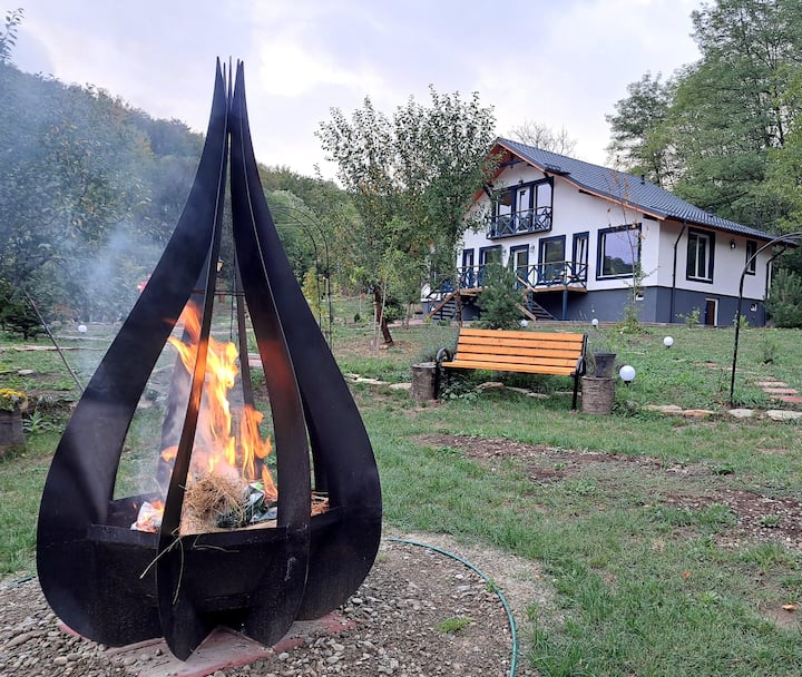 Casă In Mijlocul Pădurii, Relaxare-liniște-natură - Vălenii de Munte